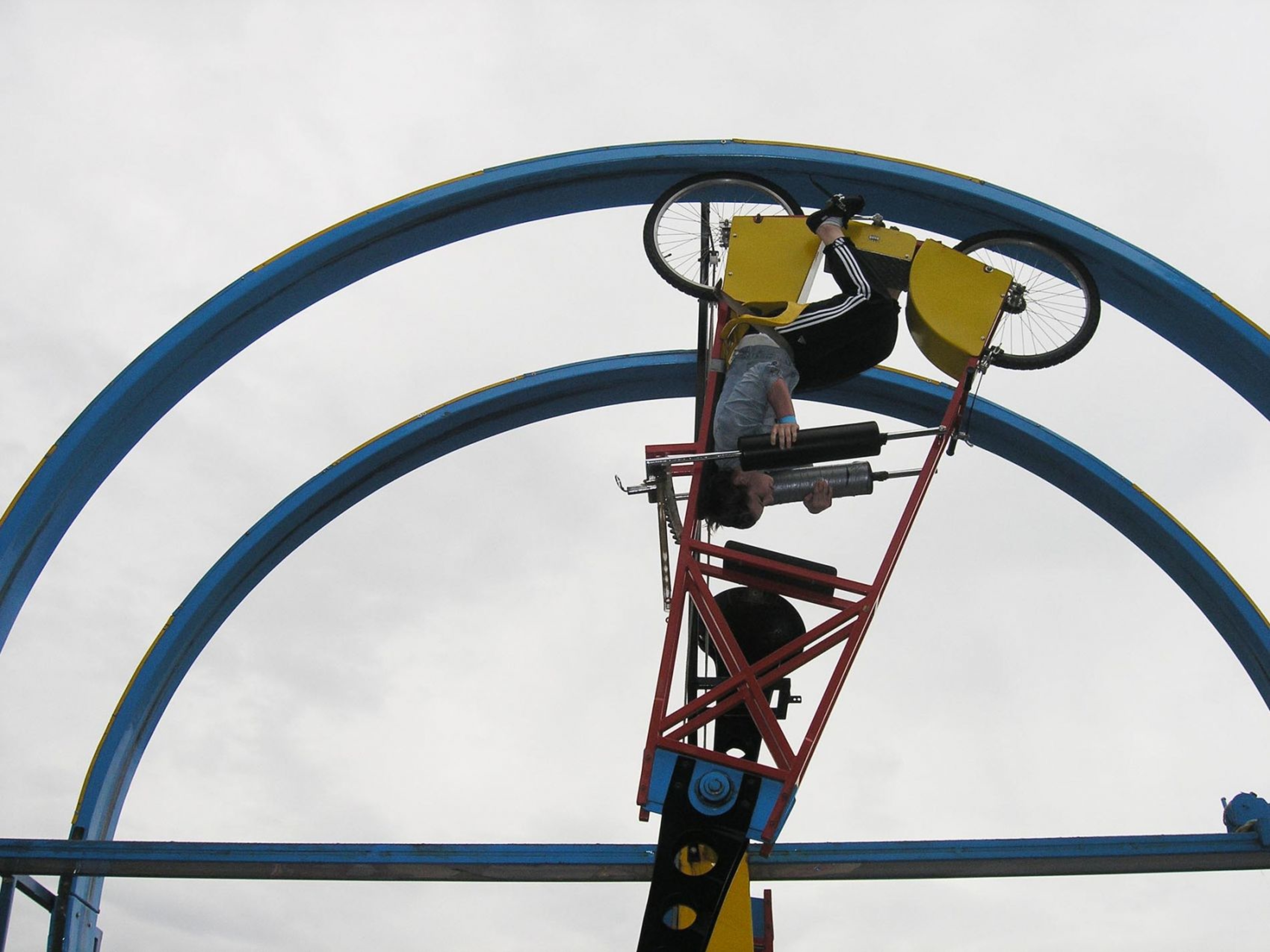 Bike Looping / Looping Wheels / Fahrrad Looping (Doppelanlage) mieten